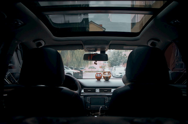 Cómo cambiar la Decoración Interior del Coche | Carglass