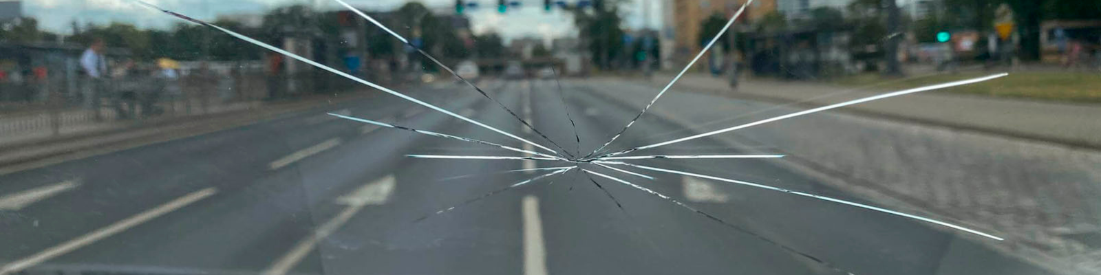 Ojo de Buey en un parabrisas ¿Cómo Solucionarlo? | Carglass®